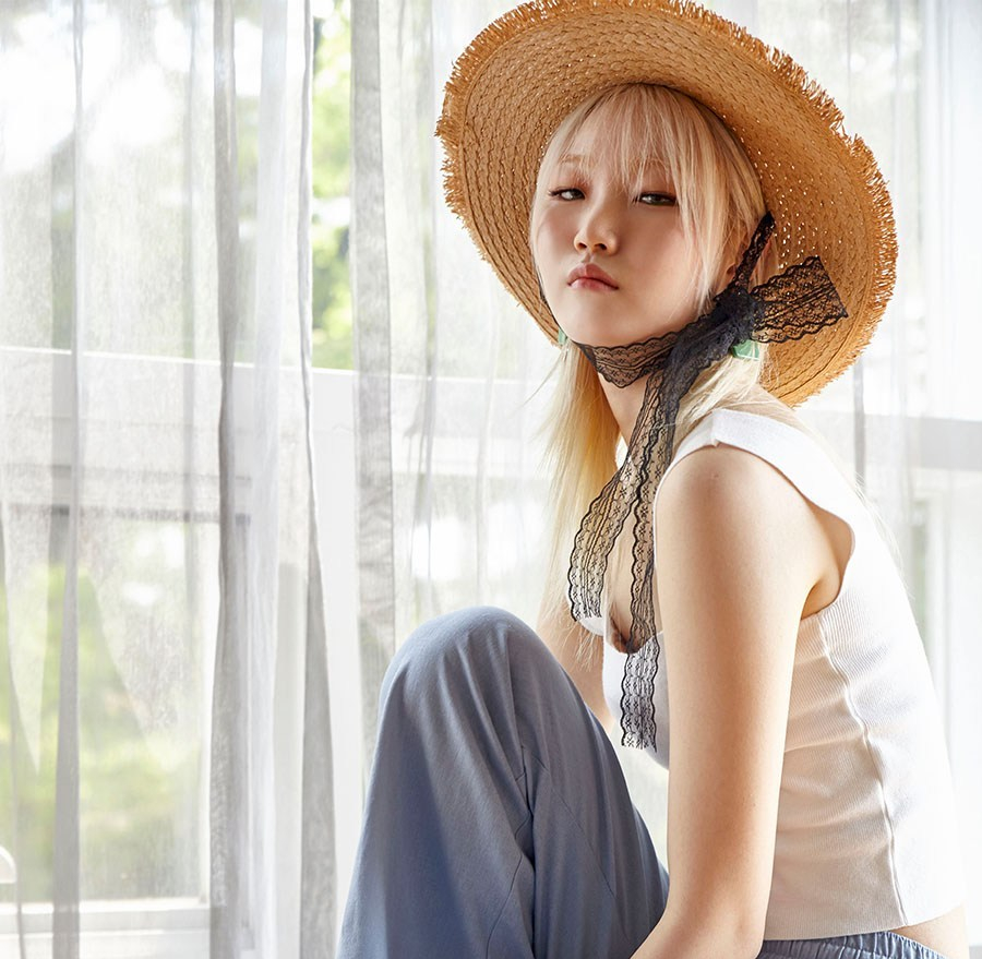 In Conversation with Model Song Seol-hui – VIEW OF THE ARTS