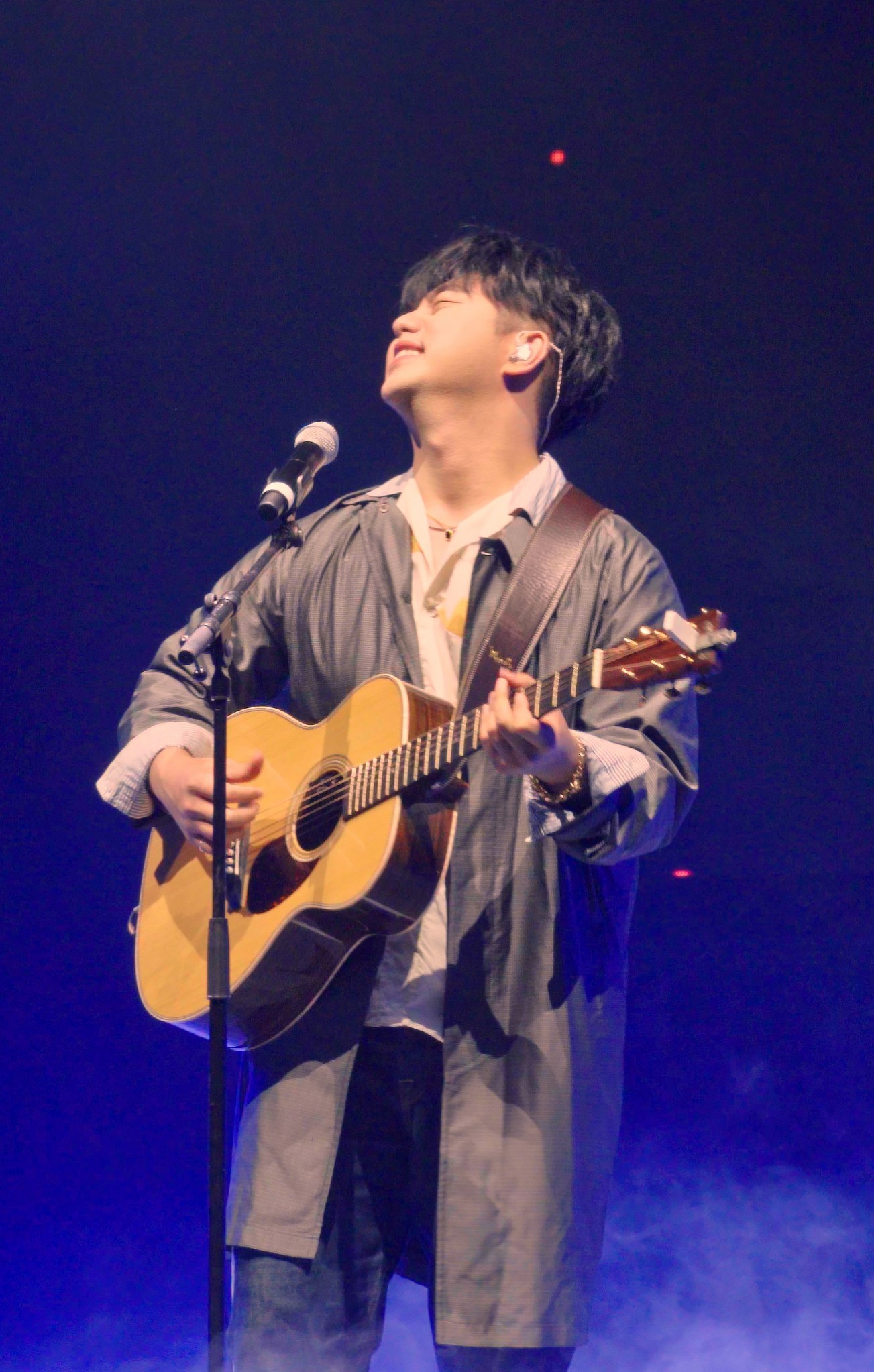 In Conversation with Sam Kim, a Singer-songwriter and Producer – VIEW ...