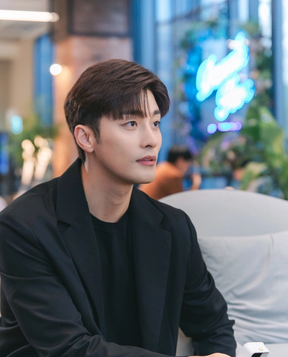 Sung Hoon Dives into His Role of Seo Do-guk in Viki’s “Perfect Marriage ...