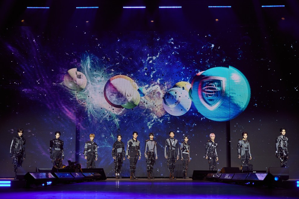 SM TOWN LIVE in London Celebrates SM Entertainment’s 30th Anniversary ...